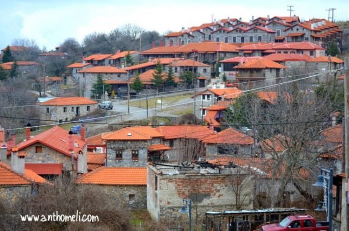 Οι καταρράκτες της Έδεσσας και ο παλαιός Άγιος Αθανάσιος