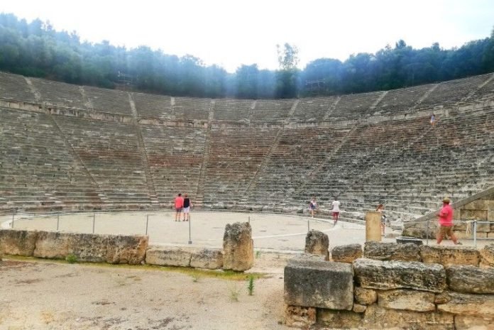 Το Αρχαίο Θέατρο της Επιδαύρου και το Ασκληπιείο