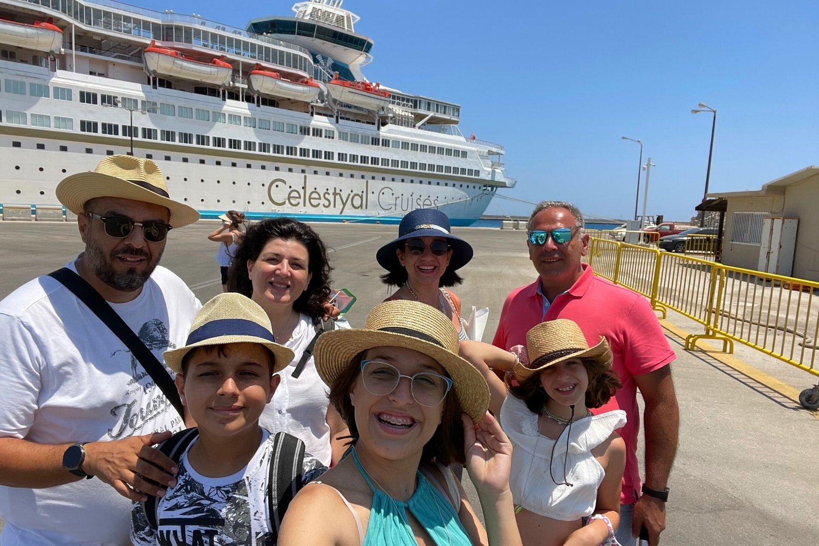Family Travel: Οικογενειακά ταξίδια του Ανθομέλι στην Ελλάδα